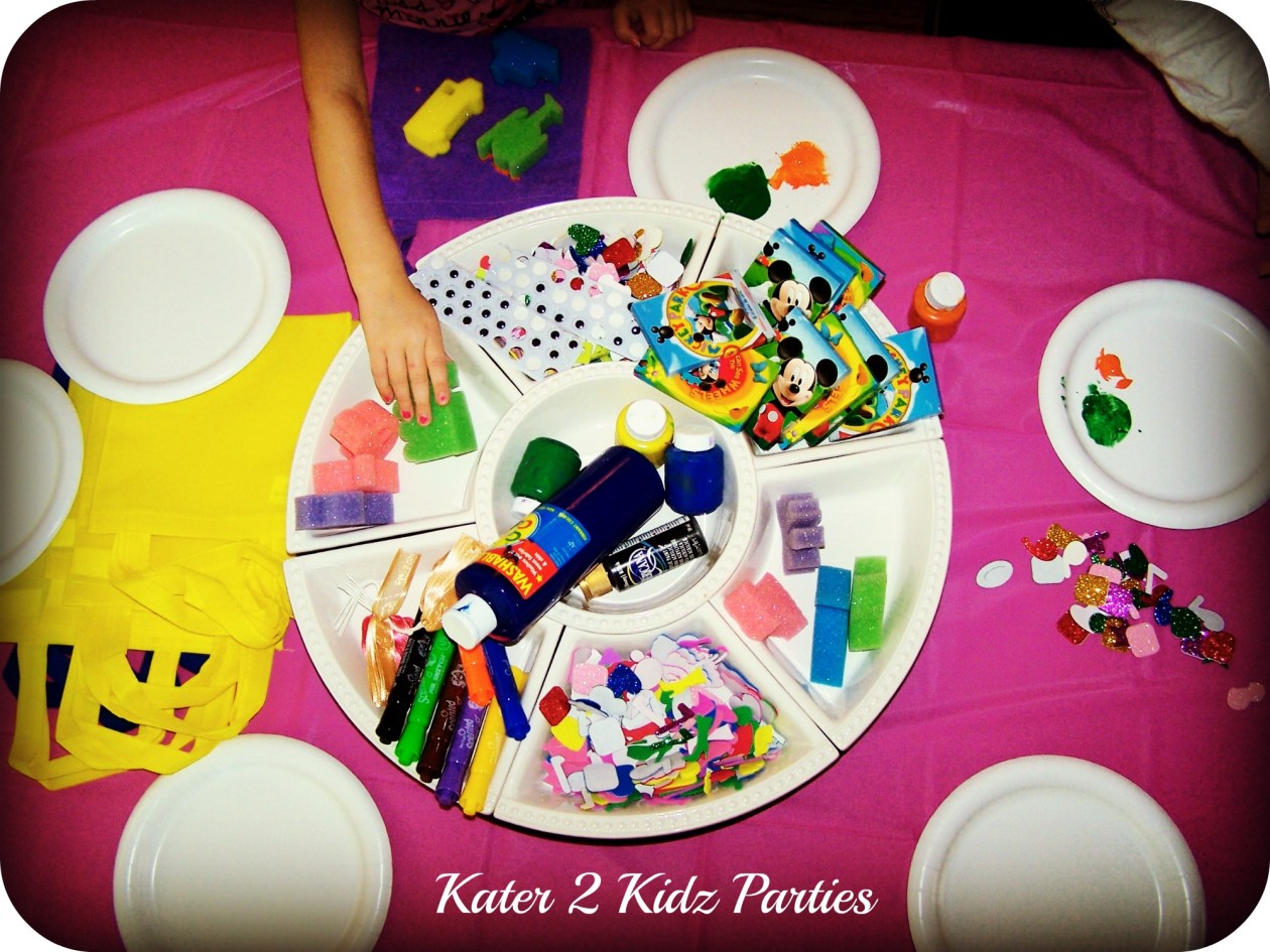 Minnie Mouse Party & Get up in my Business – Mom on the go in Holy Toledo