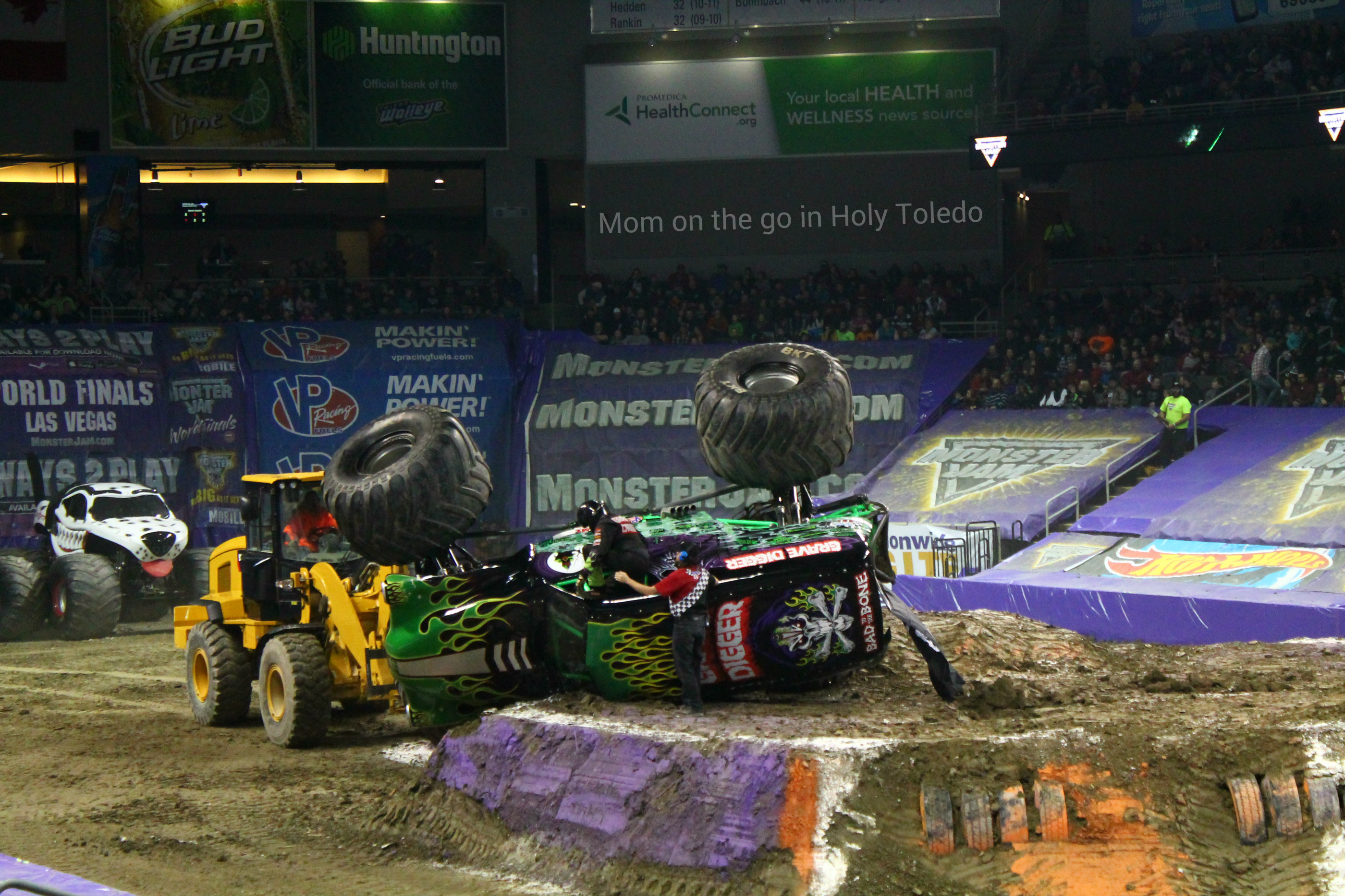 Kids’ Review Monster Jam – Mom on the go in Holy Toledo