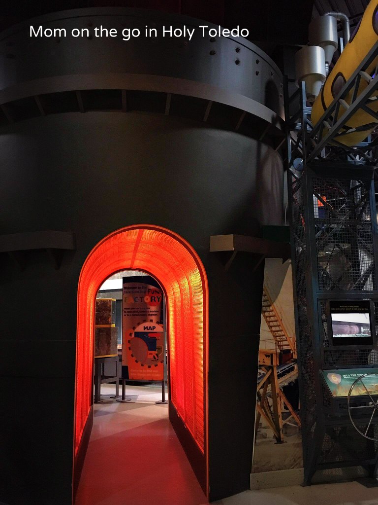 Michigan Science Center – Mom on the go in Holy Toledo