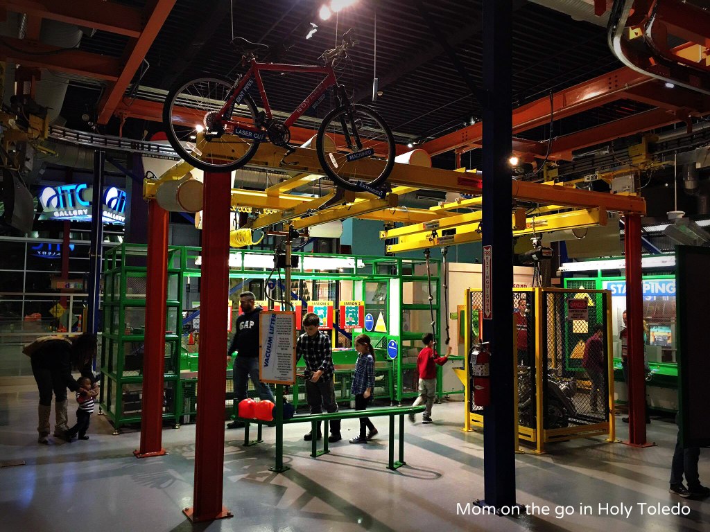 Michigan Science Center – Mom on the go in Holy Toledo