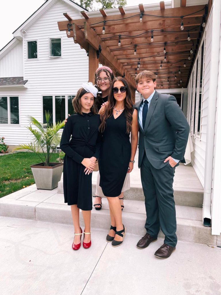 breastfeeding myths – Mom on the go in Holy Toledo